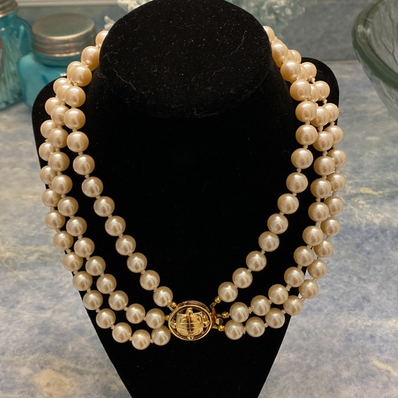 Givenchy | Jewelry | Vintage Givenchy Classic Triple Strand Faux Pearl ...